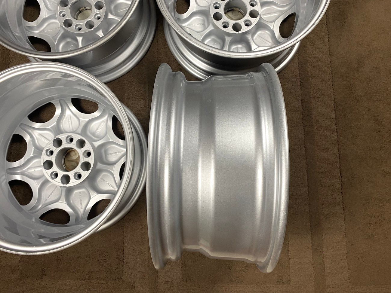 OEM 16" W140 8-Hole Wheels For Sale | The MB Market