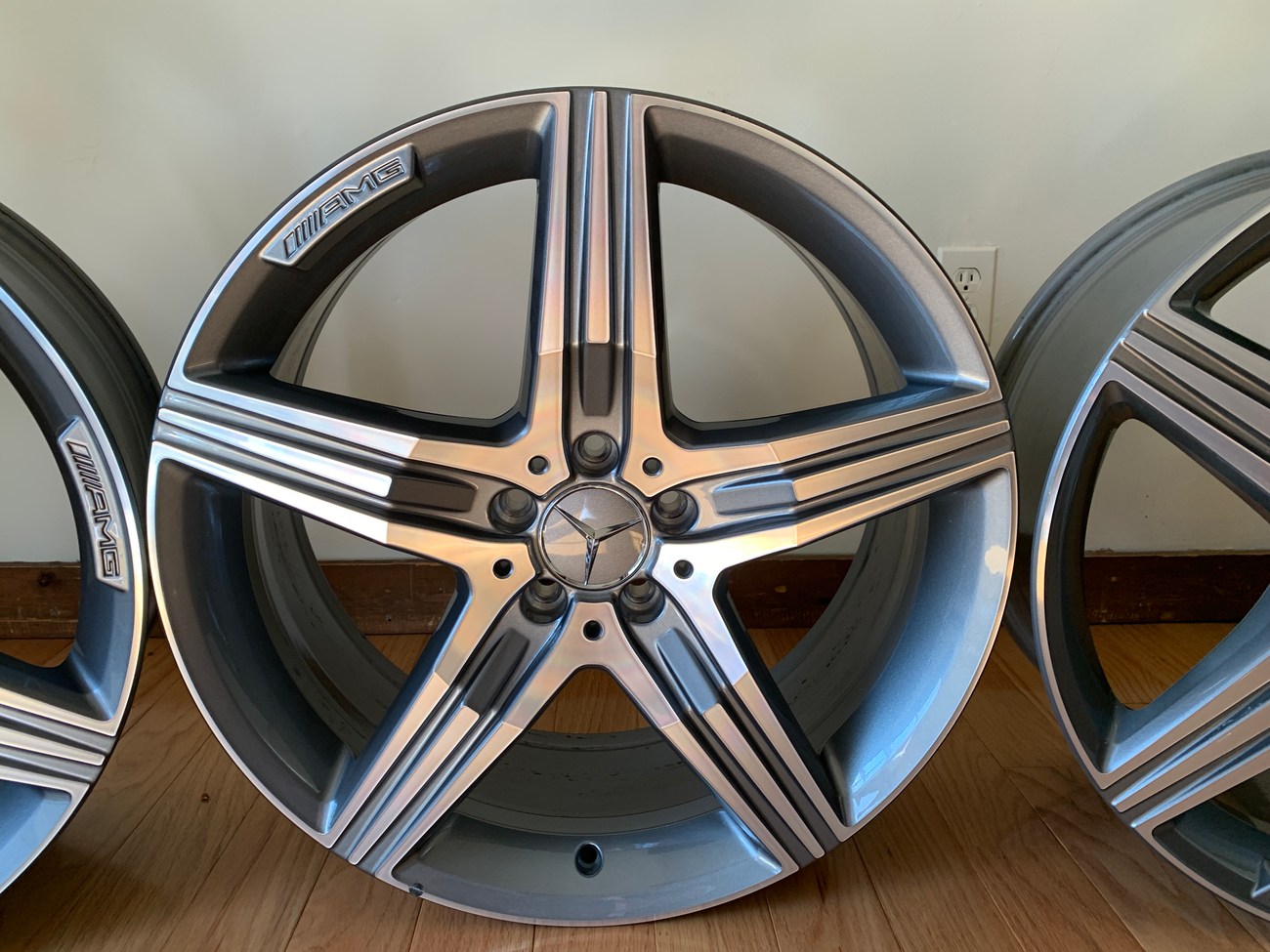 No Reserve: New-In-Box Set of 20" Mercedes-Benz AMG S63 Wheels For Sale ...