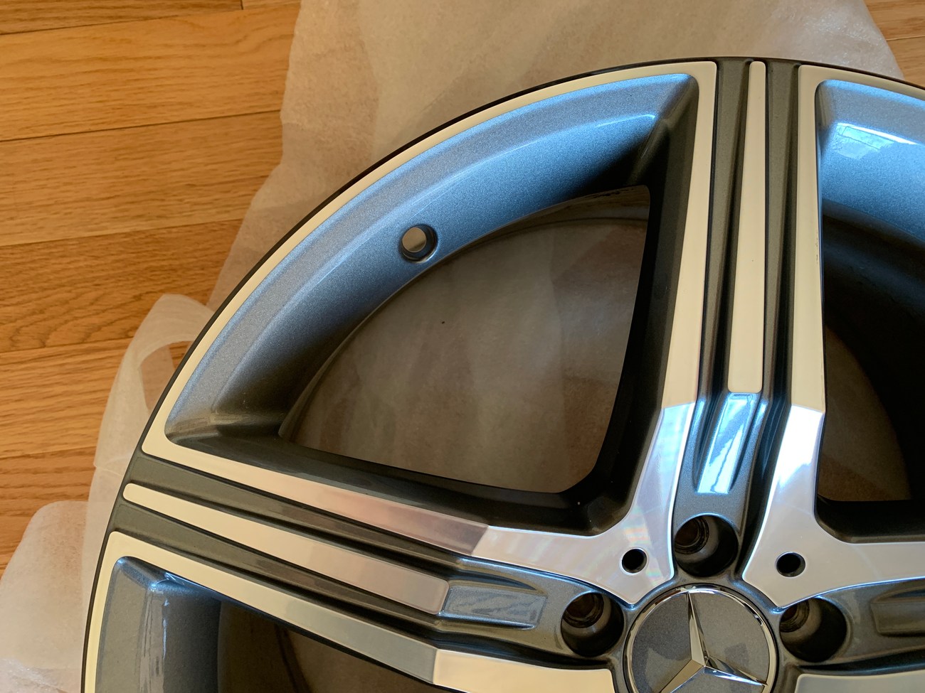 No Reserve: New-In-Box Set of 20" Mercedes-Benz AMG S63 Wheels For Sale ...