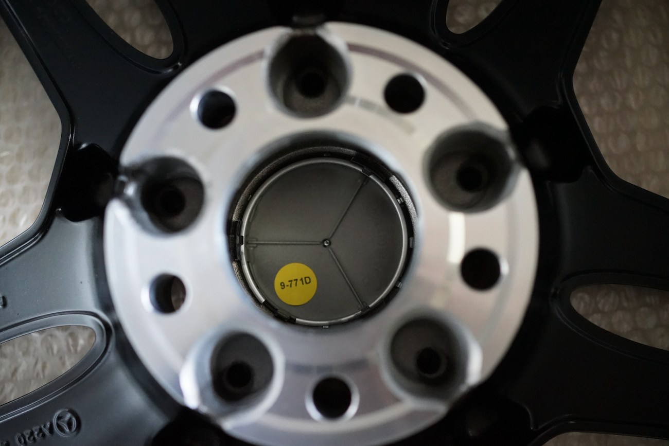 Staggered 2-Piece 19" Style IV AMG Wheels (New Old Stock) For Sale ...