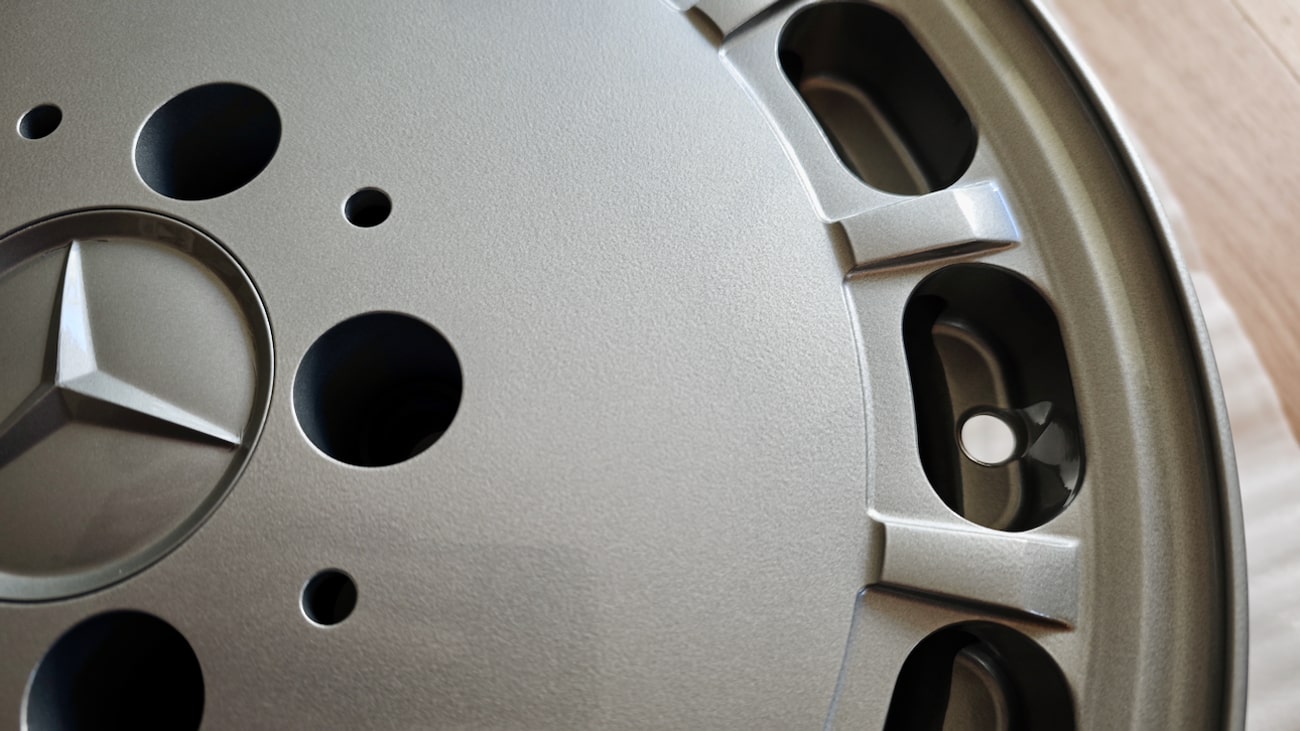 OEM Mercedes-Benz Gullideckel W201 2.3-16v/Sportline Wheels For Sale ...