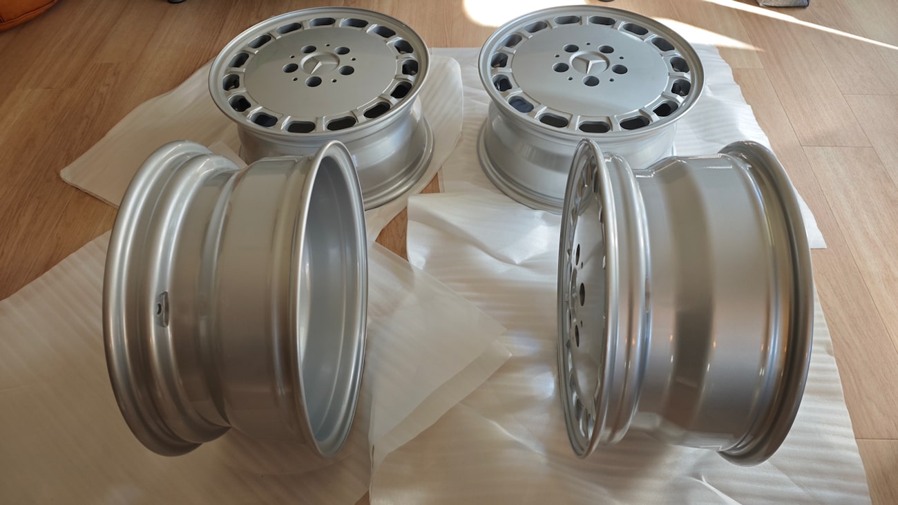 OEM Mercedes-Benz Gullideckel W201 2.3-16v/Sportline Wheels For Sale ...