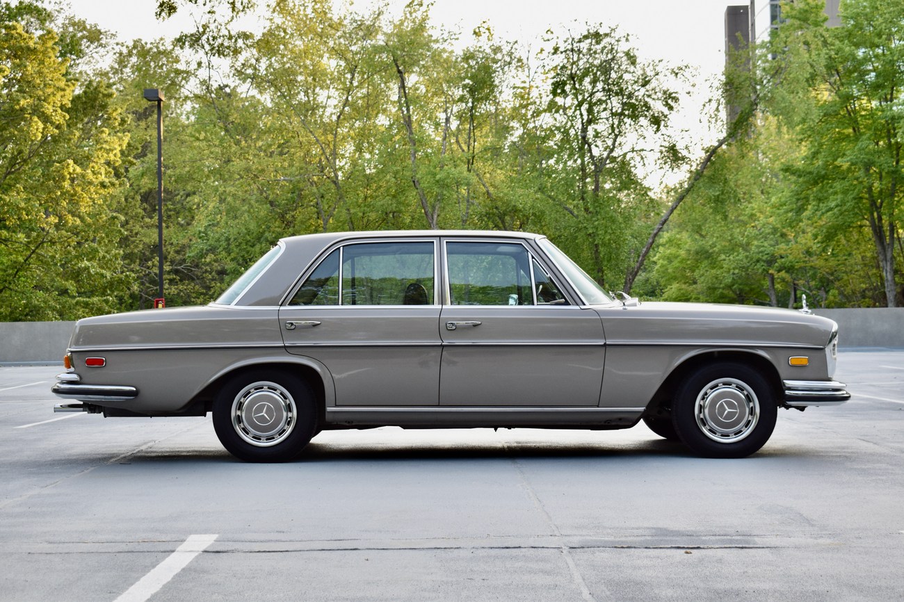 1972 Mercedes-Benz 280SE 4.5 For Sale | The MB Market