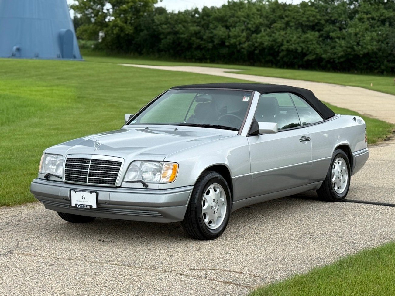 30k-Mile 1995 Mercedes Benz E320 Cabriolet For Sale | The MB Market