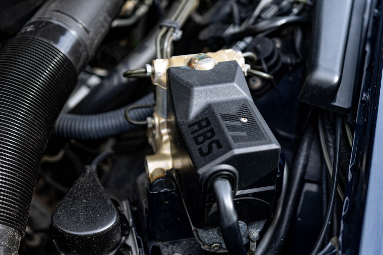 1990 Mercedes-Benz 300SL w/32k Miles For Sale | The MB Market