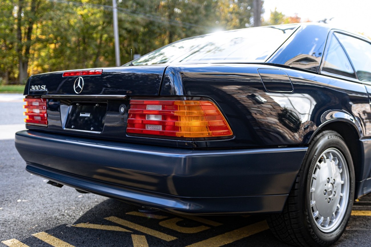 1990 Mercedes-Benz 300SL w/32k Miles For Sale | The MB Market