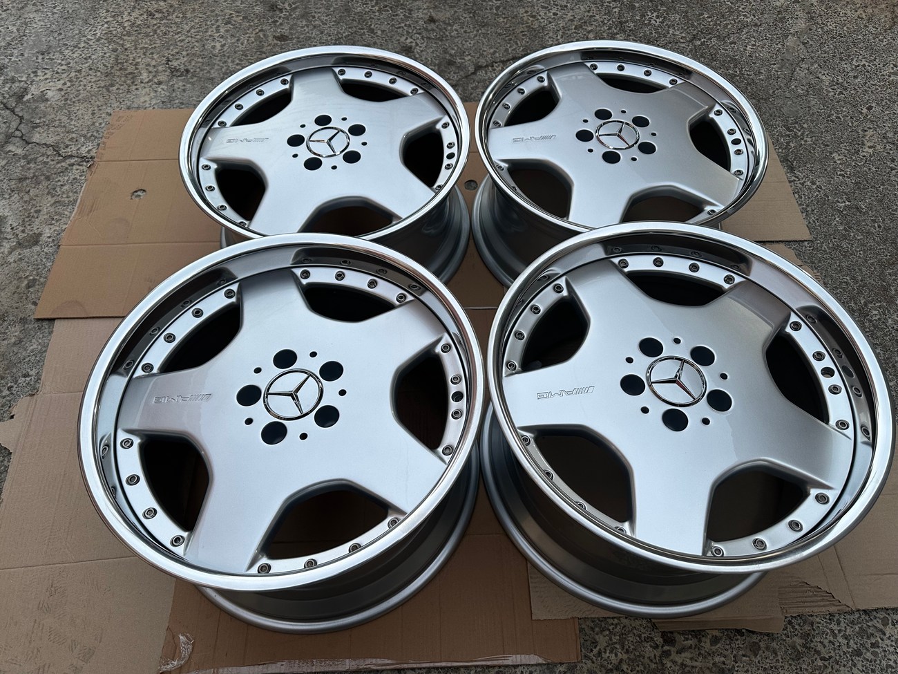 Staggered 2-Piece 18" AMG Aero II Monoblock Wheels by BBS For Sale ...