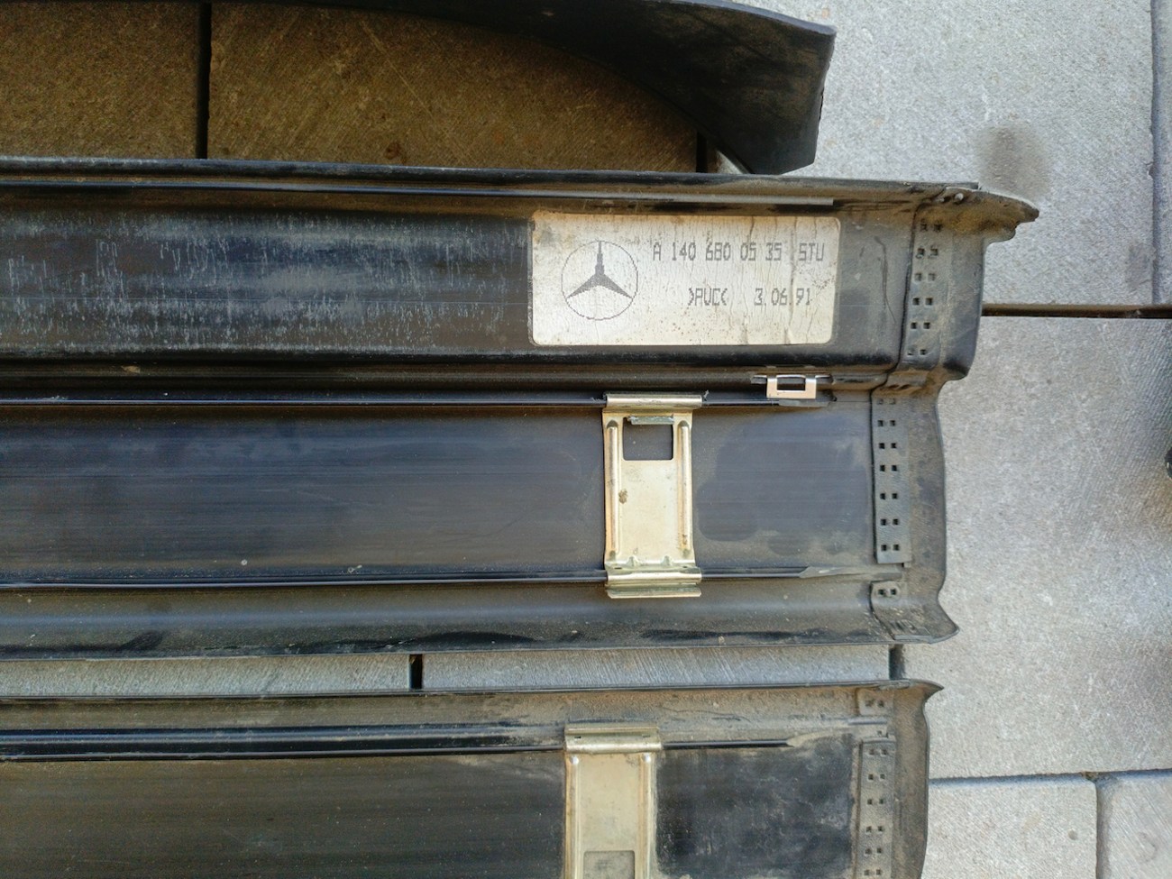 W140 Lorinser Exhaust, Side Vents, and Door Sills For Sale | The MB Market