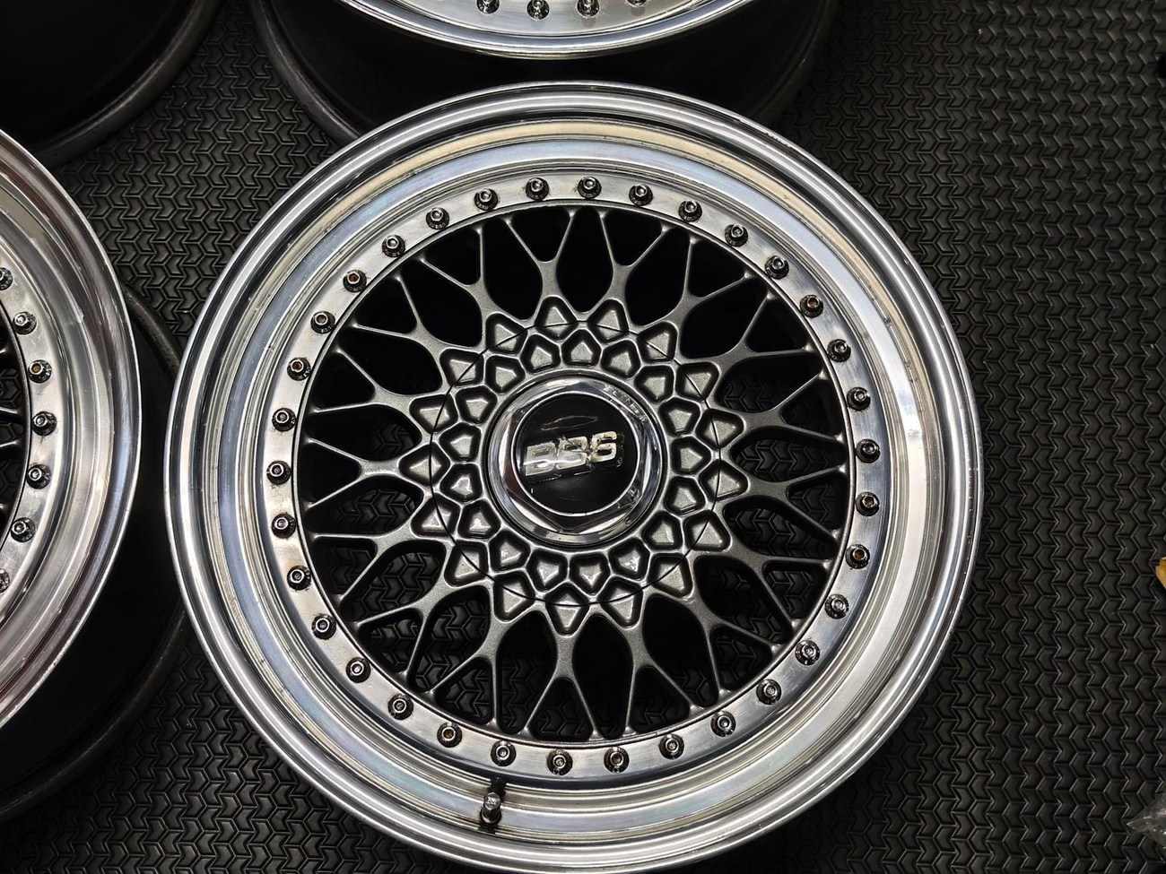 Staggered 3-Piece 17" BBS RS Wheels For Sale | The MB Market