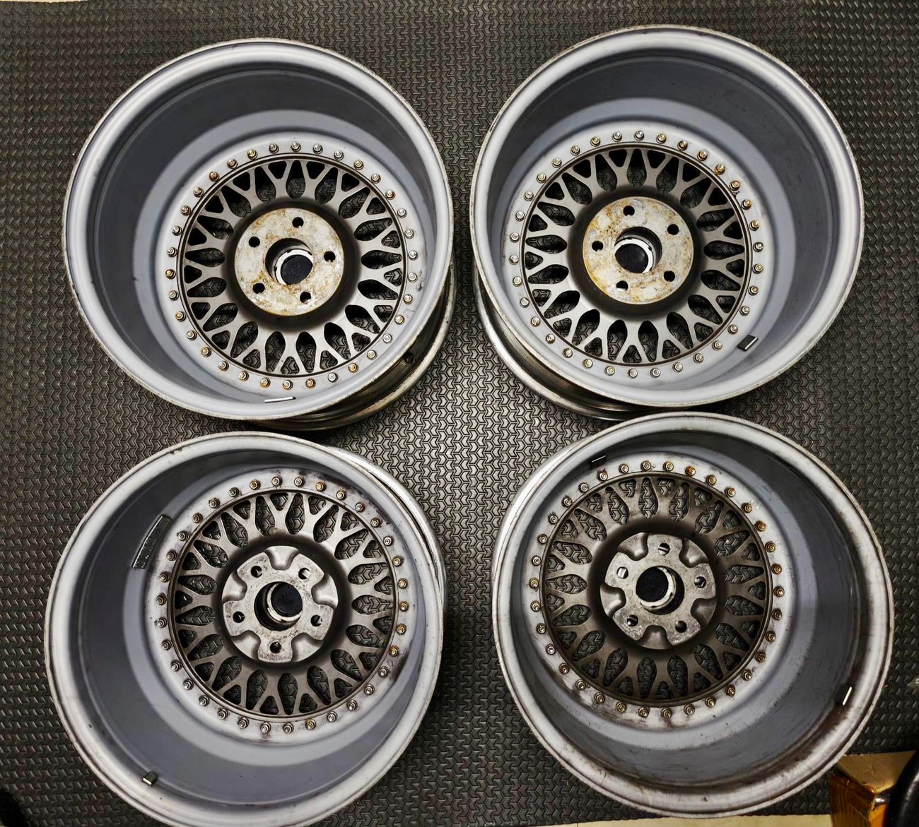 Staggered 3-Piece 17" BBS RS Wheels For Sale | The MB Market