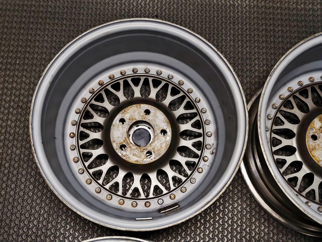Staggered 3-Piece 17" BBS RS Wheels For Sale | The MB Market