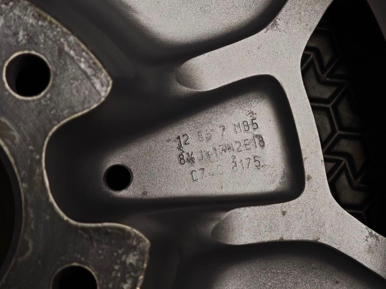 Staggered 3-piece 17" AMG Aero III Wheels by O.Z. Racing For Sale | The MB Market