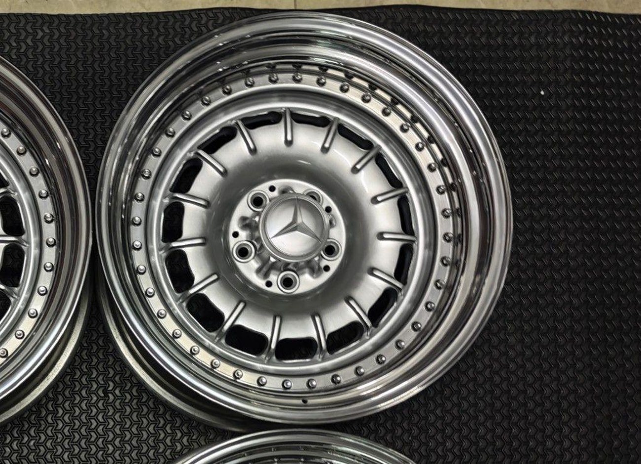 Custom 3-Piece 17" Barock/Bundt Wheels For Sale | The MB Market