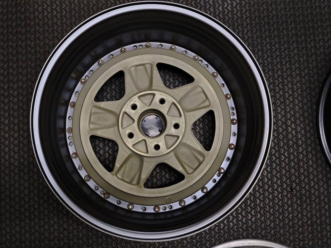 Custom Stepped 18" AMG Penta Wheels For Sale | The MB Market