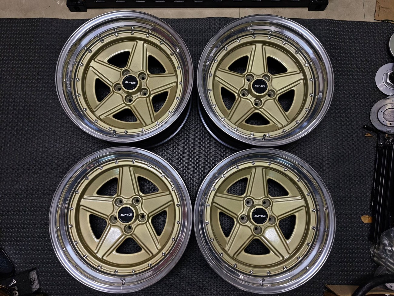 Custom Stepped 18" AMG Penta Wheels For Sale | The MB Market