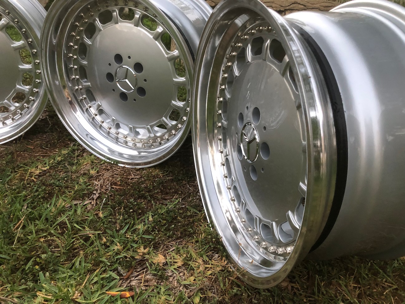 Custom 18" Gullideckel 3-Piece Wheels For Sale | The MB Market