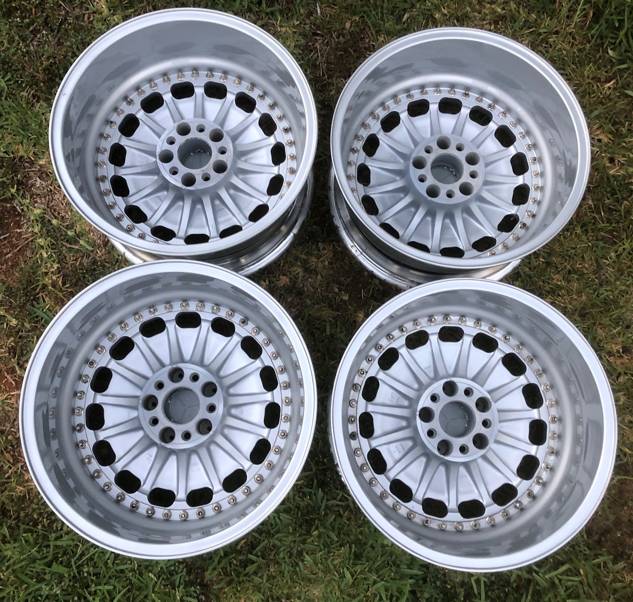 Custom 18" Gullideckel 3-Piece Wheels For Sale | The MB Market