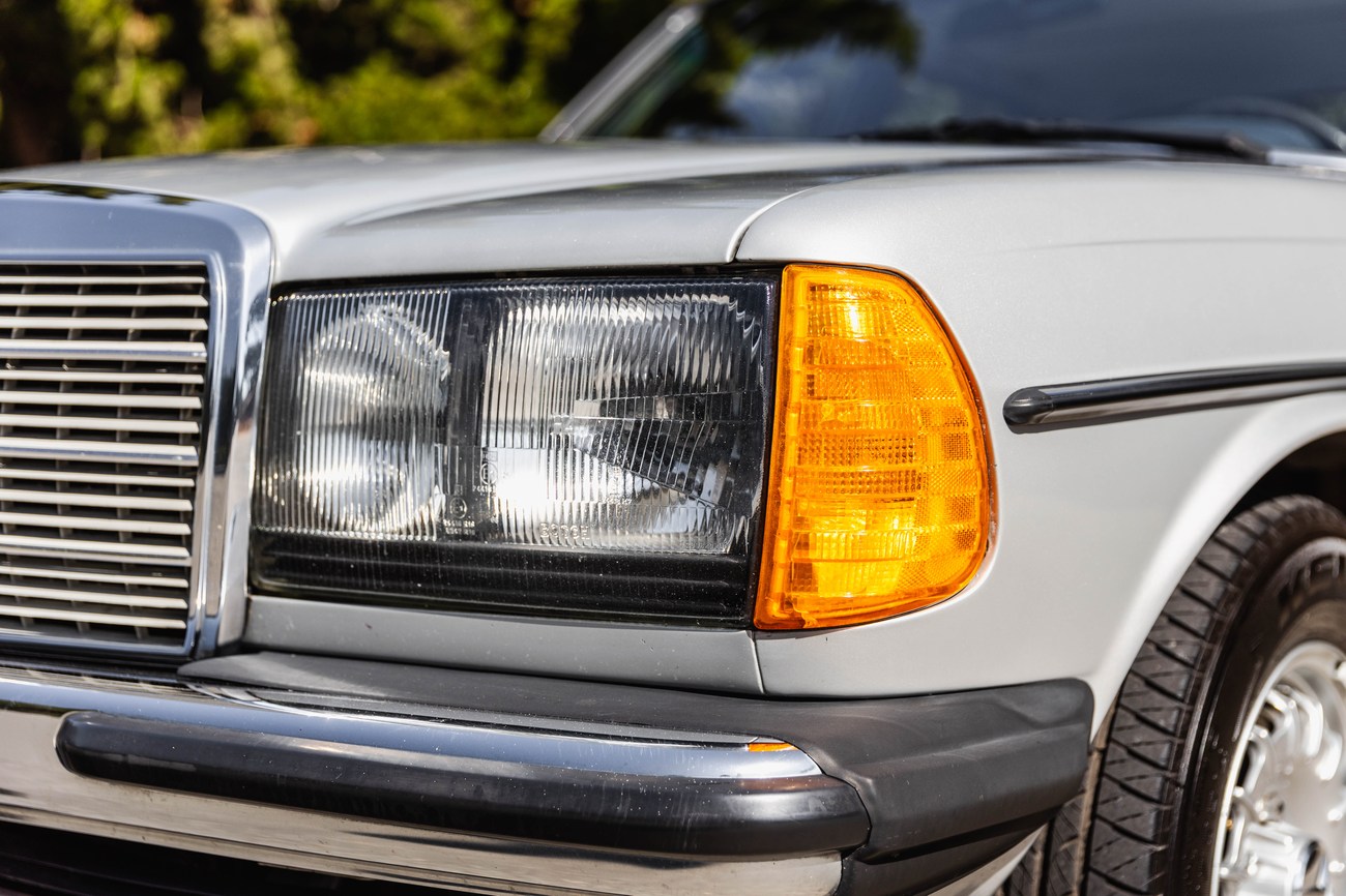 Euro 1984 Mercedes-Benz 300D For Sale | The MB Market