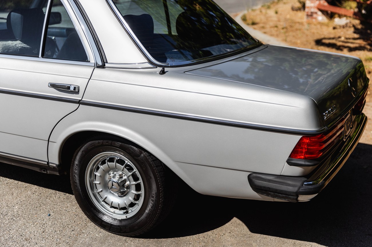 Euro 1984 Mercedes-Benz 300D For Sale | The MB Market