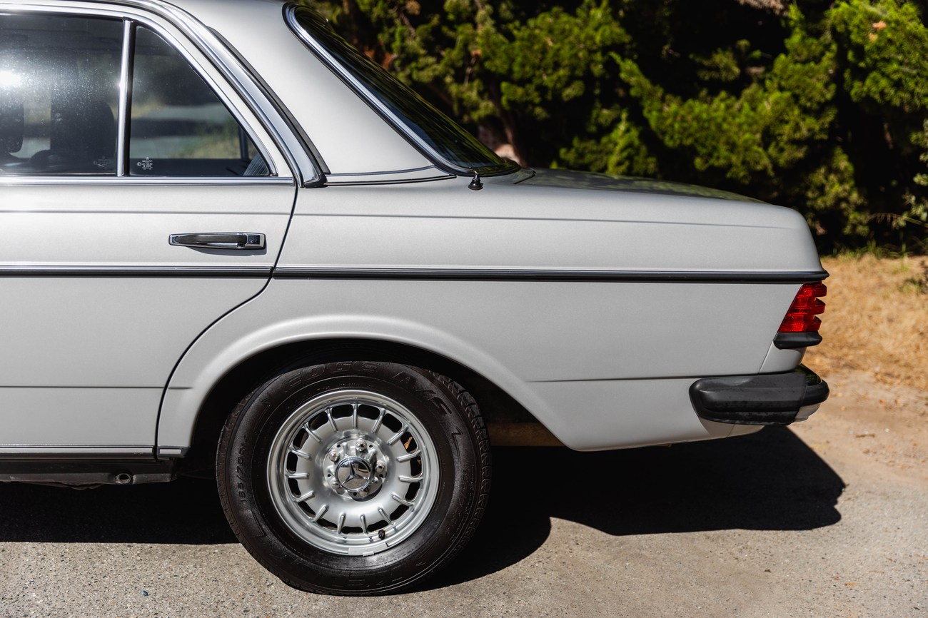 Euro 1984 Mercedes-Benz 300D For Sale | The MB Market