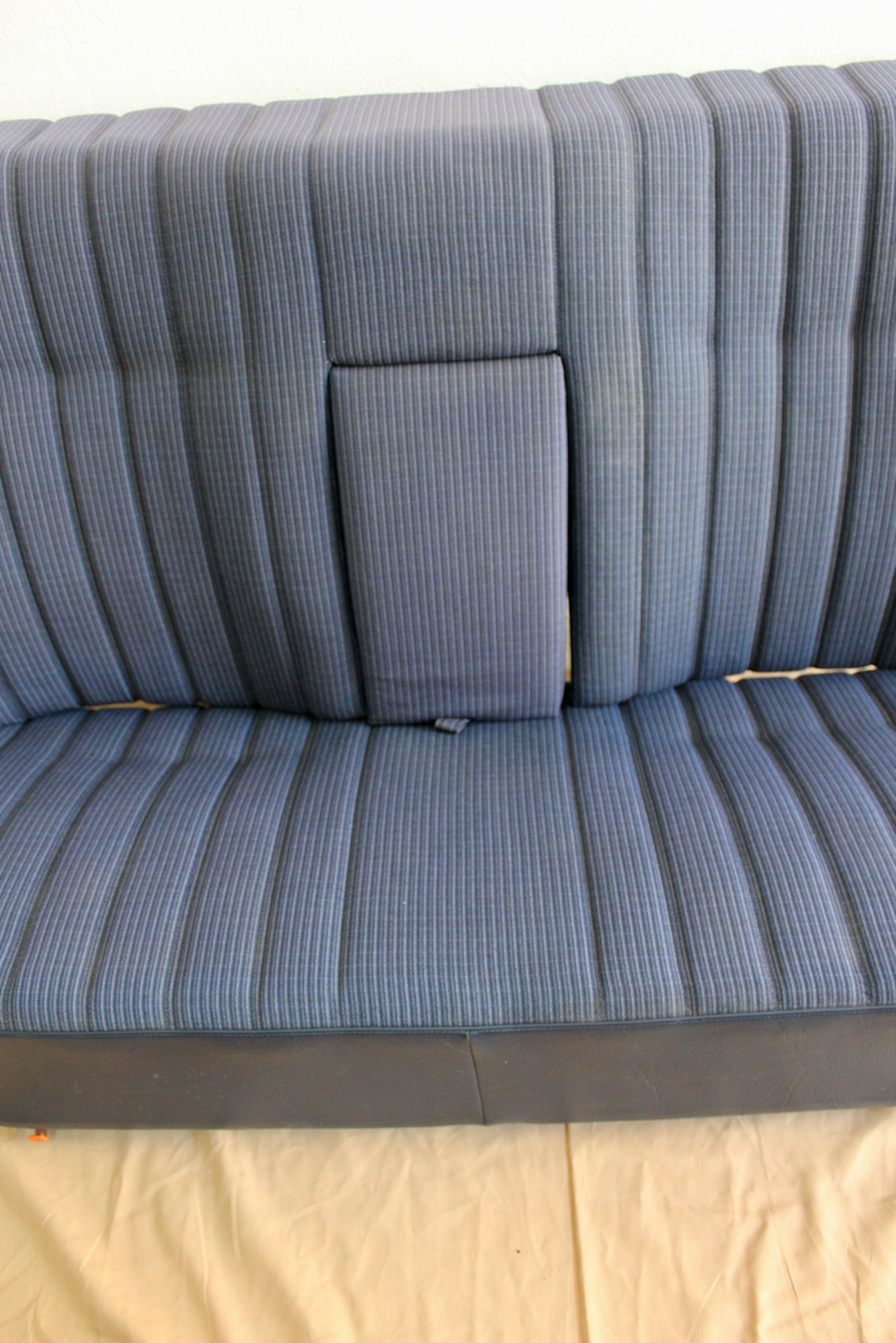 NO RESERVE: Mercedes-Benz W123 Blue Interior Set For Sale | The MB Market