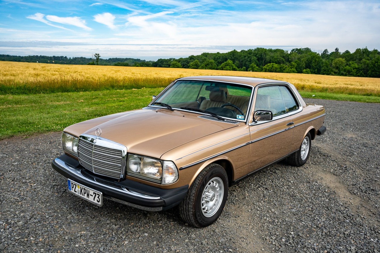 Modified 1983 Mercedes-Benz 300CD Turbo For Sale | The MB Market