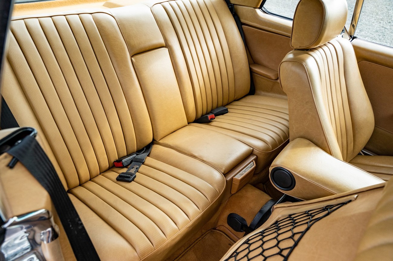 Modified 1983 Mercedes-Benz 300CD Turbo For Sale | The MB Market