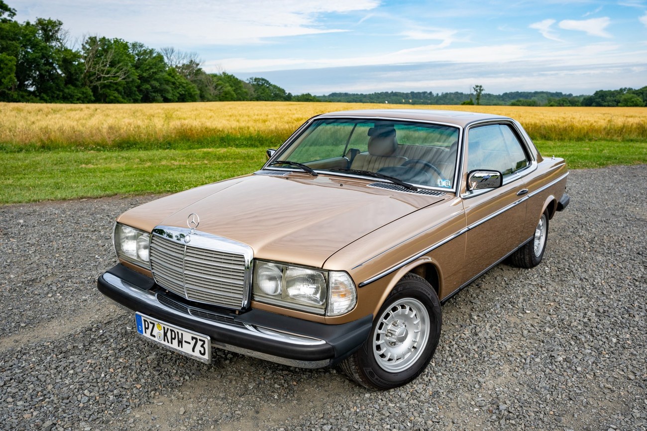 Modified 1983 Mercedes-Benz 300CD Turbo For Sale | The MB Market