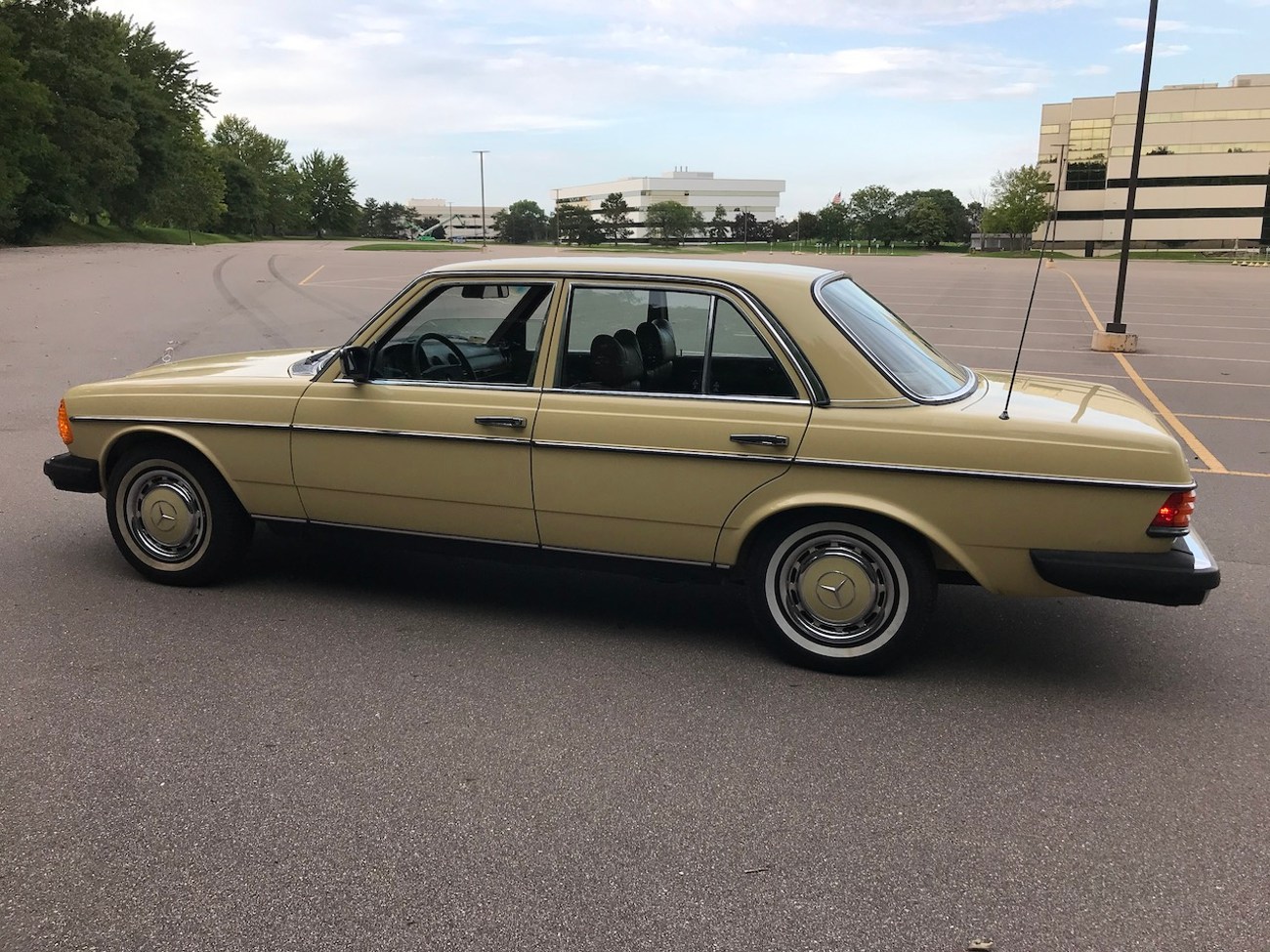 1979 Mercedes-Benz 300D For Sale | The MB Market