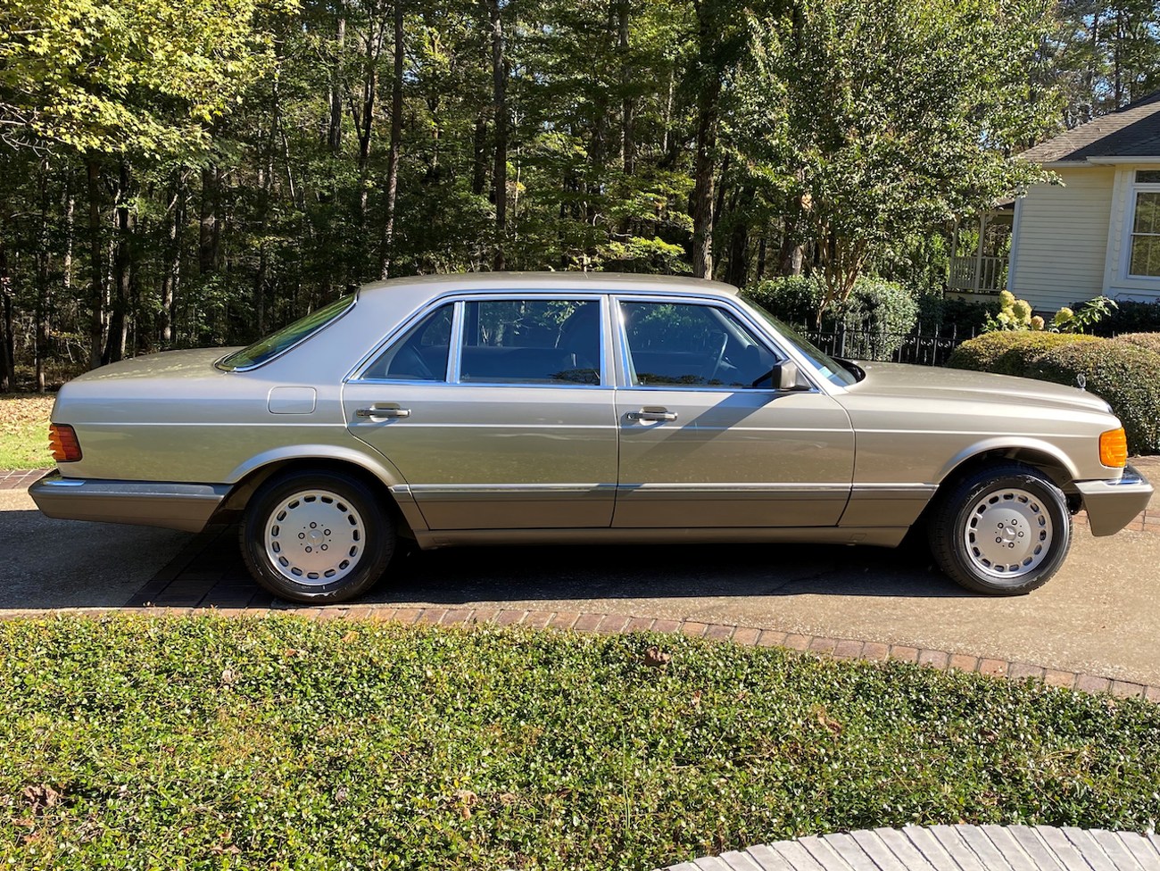 1986 Mercedes-Benz 420 SEL w/97k Miles For Sale | The MB Market