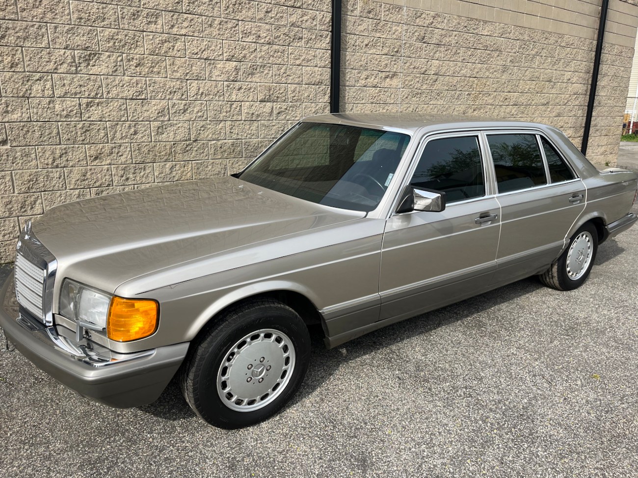 1987 Mercedes-Benz 560SEL For Sale | The MB Market