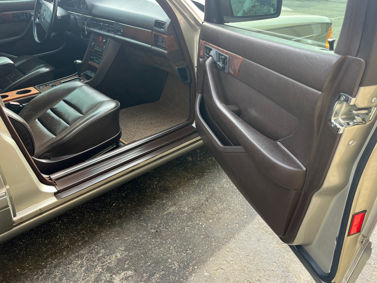 1987 Mercedes-Benz 560SEL For Sale | The MB Market