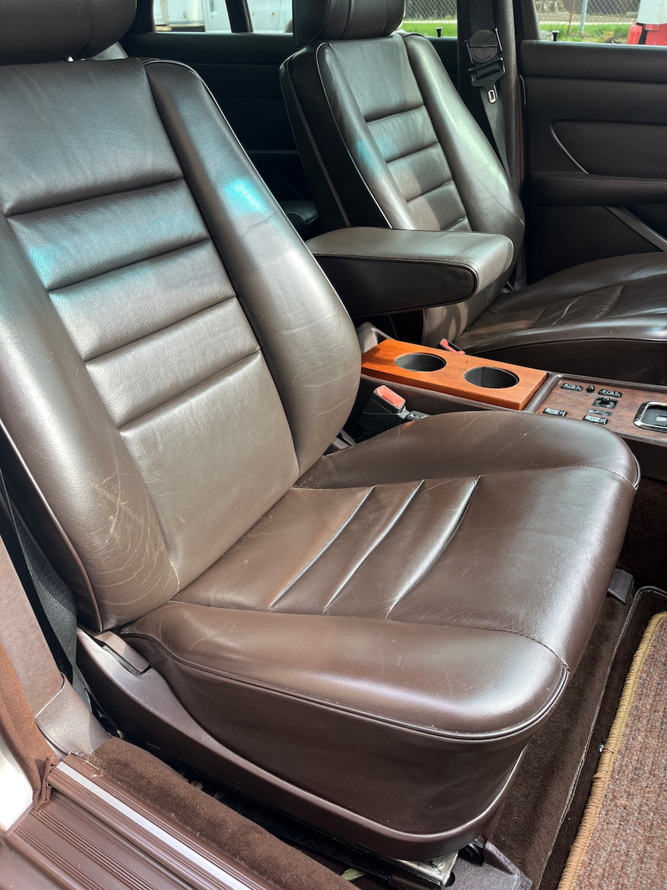 1987 Mercedes-Benz 560SEL For Sale | The MB Market