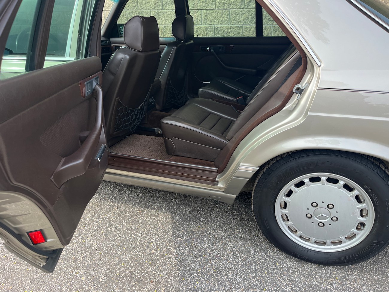 1987 Mercedes-Benz 560SEL For Sale | The MB Market