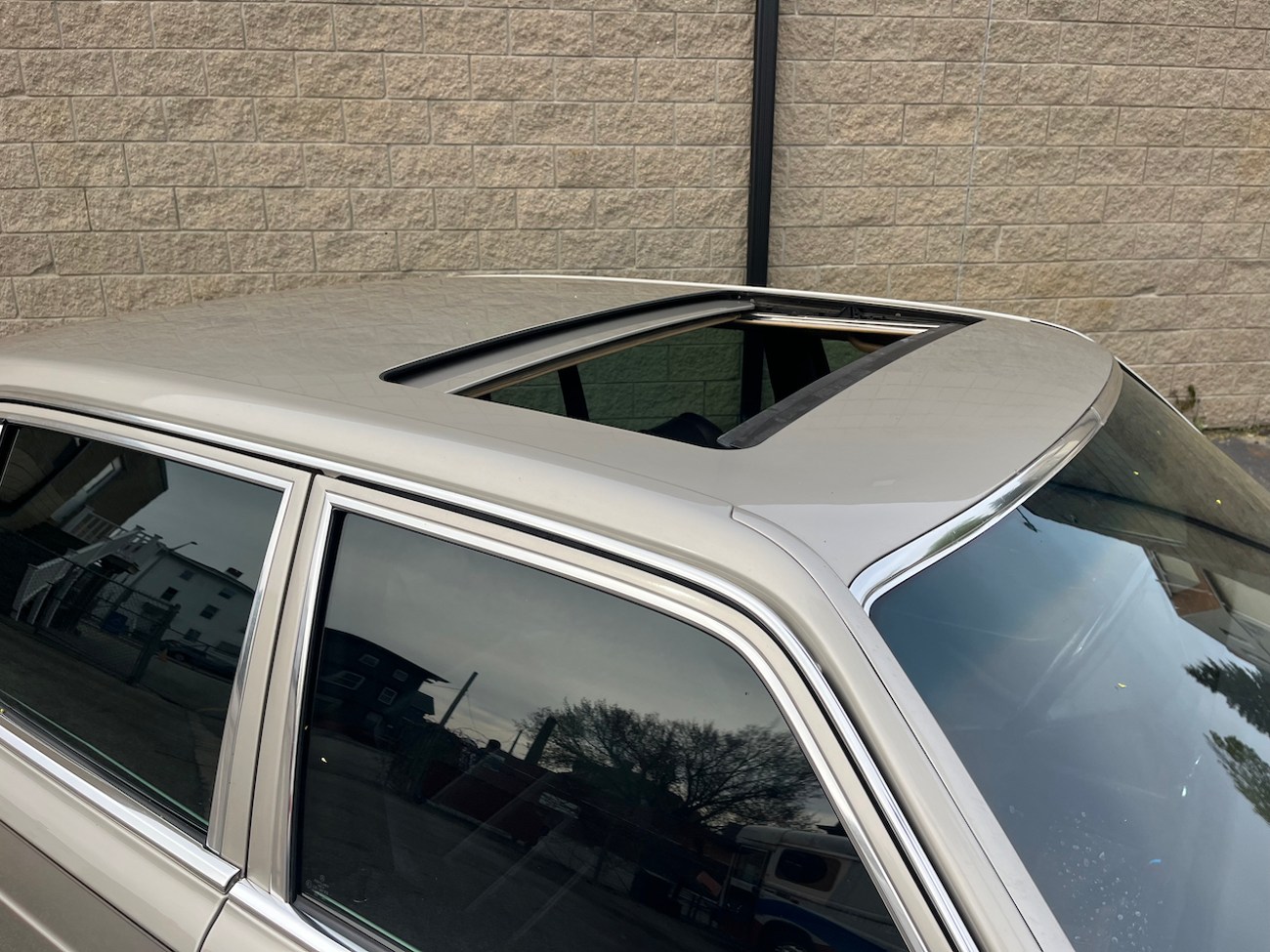 1987 Mercedes-Benz 560SEL For Sale | The MB Market
