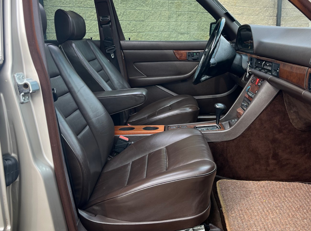 1987 Mercedes-Benz 560SEL For Sale | The MB Market