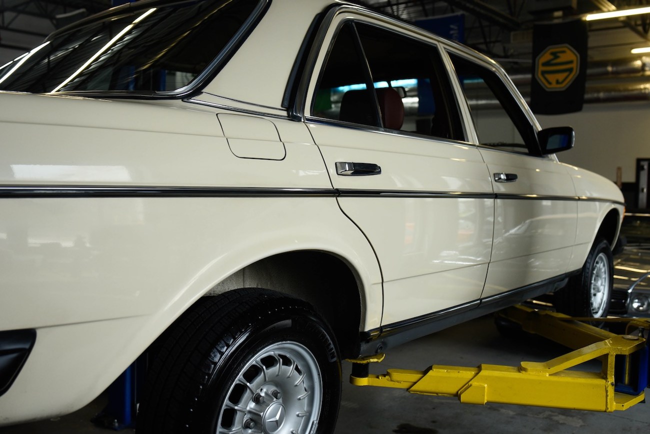 One-Owner 1983 Mercedes-Benz 240D w/73k Miles For Sale | The MB Market