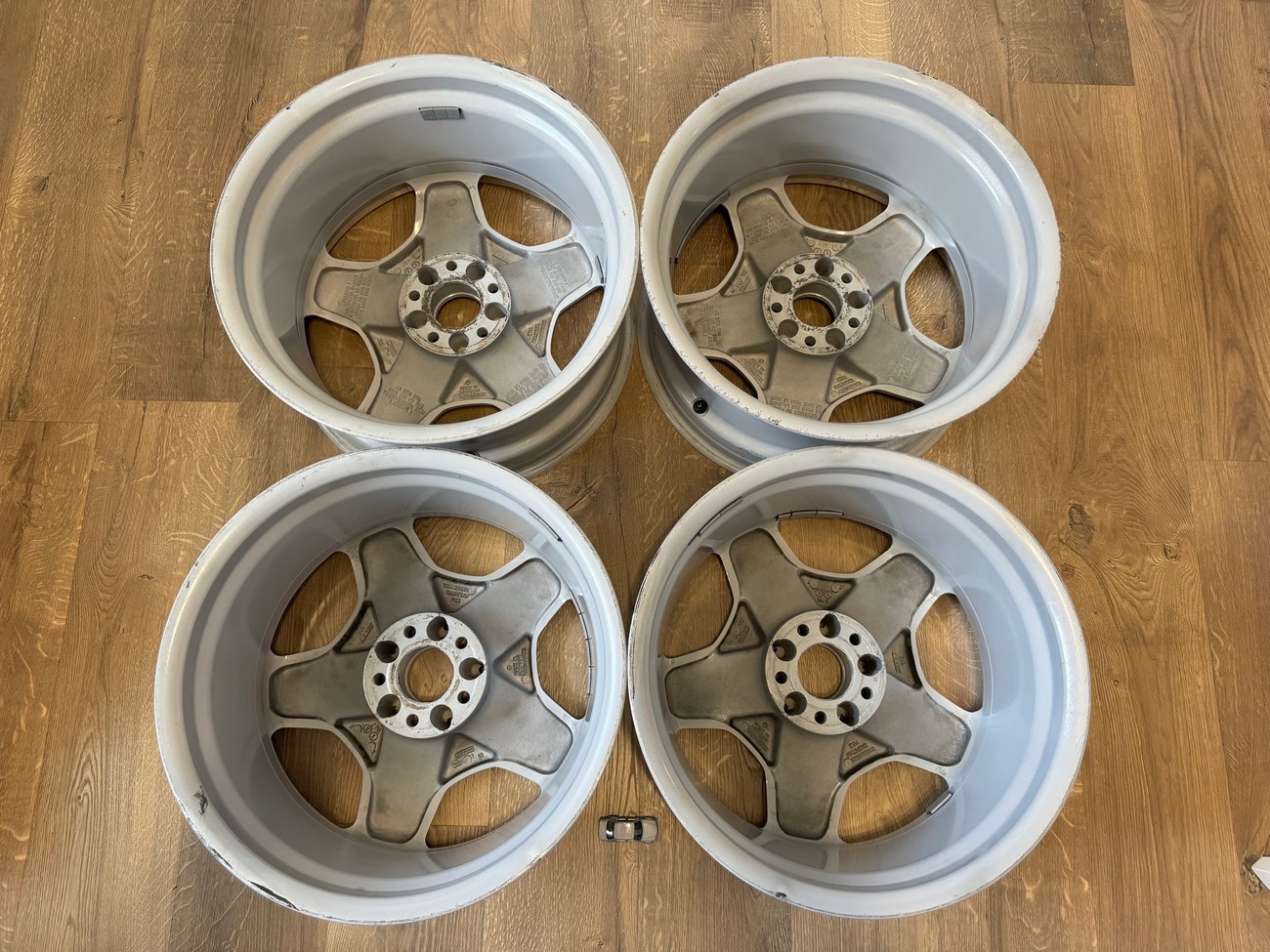 NO RESERVE: Staggered 18" AMG Monoblock Wheels For Sale | The MB Market
