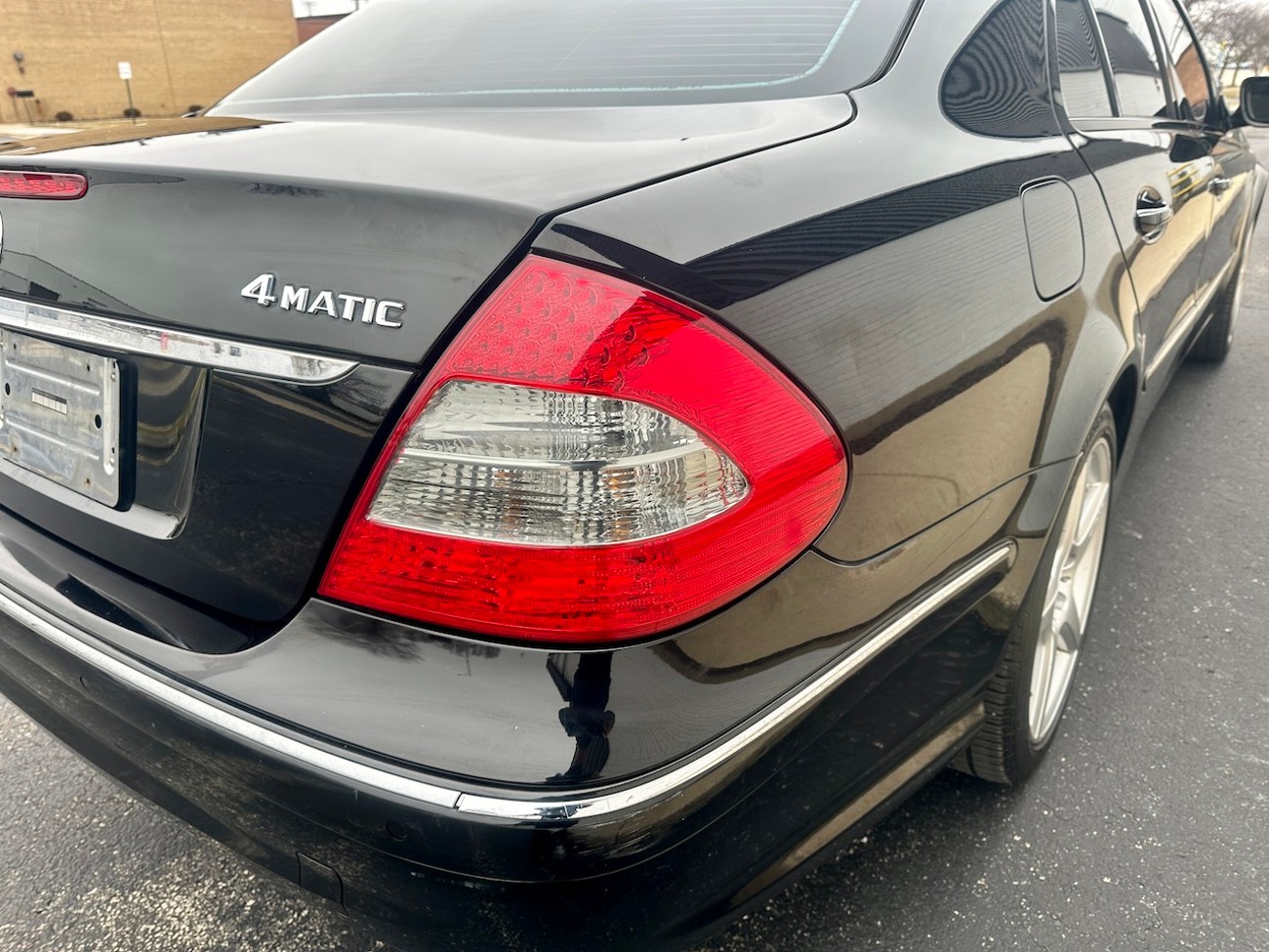 One-Owner 2009 Mercedes-Benz E550 4Matic For Sale | The MB Market