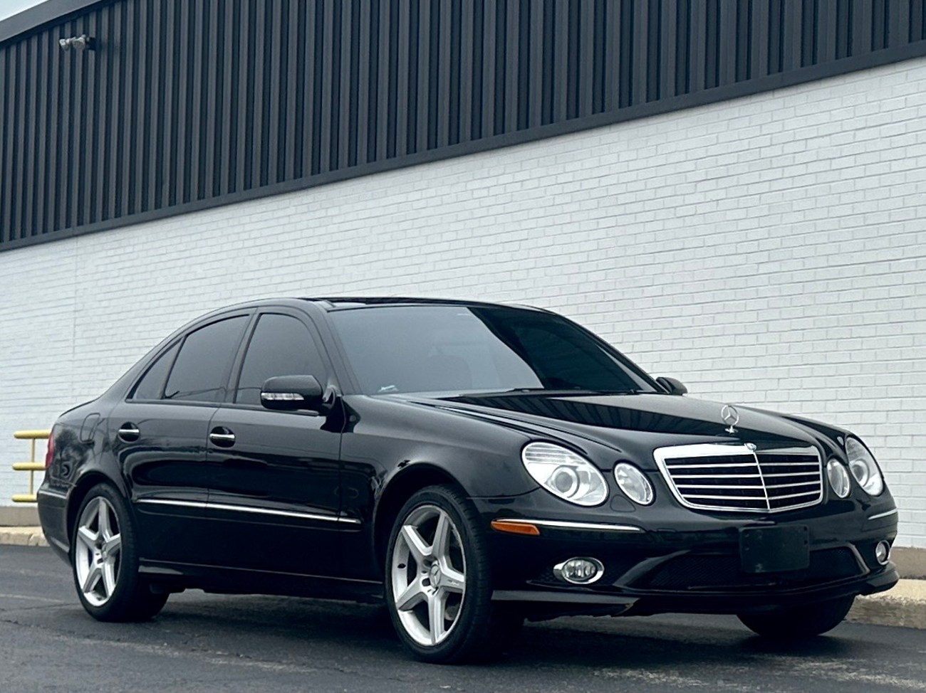 One-Owner 2009 Mercedes-Benz E550 4Matic For Sale | The MB Market