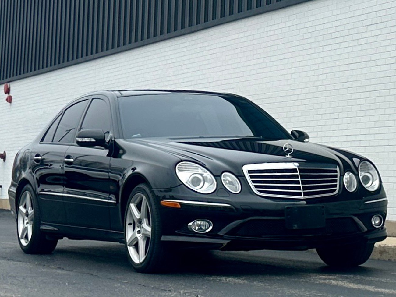 One-Owner 2009 Mercedes-Benz E550 4Matic For Sale | The MB Market