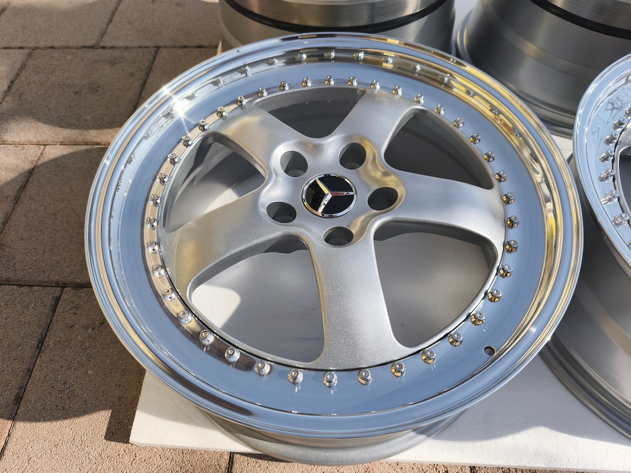 Staggered 2-Piece 18" ETA Beta Avior Wheels For Sale | The MB Market
