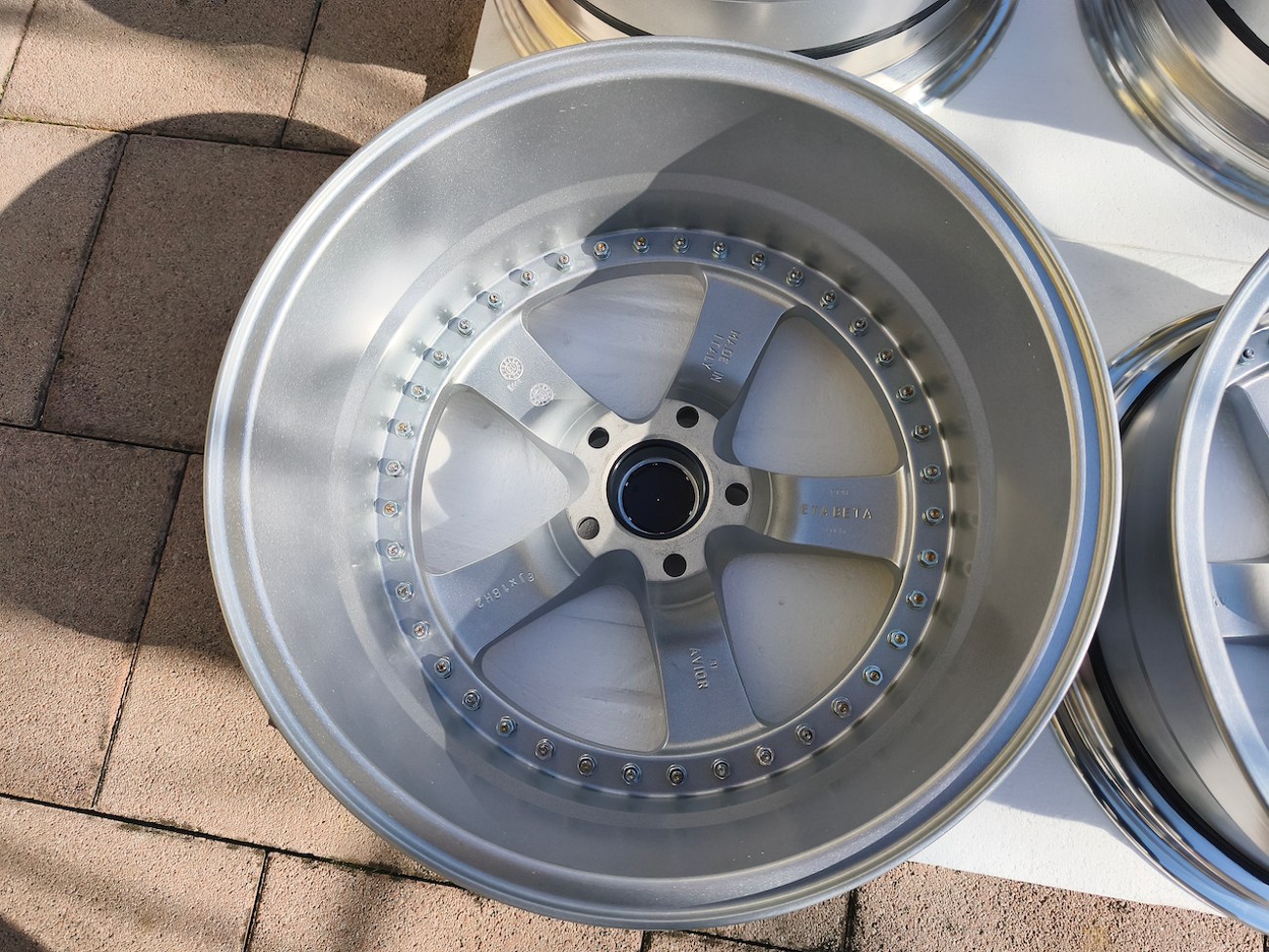 Staggered 2-Piece 18" ETA Beta Avior Wheels For Sale | The MB Market