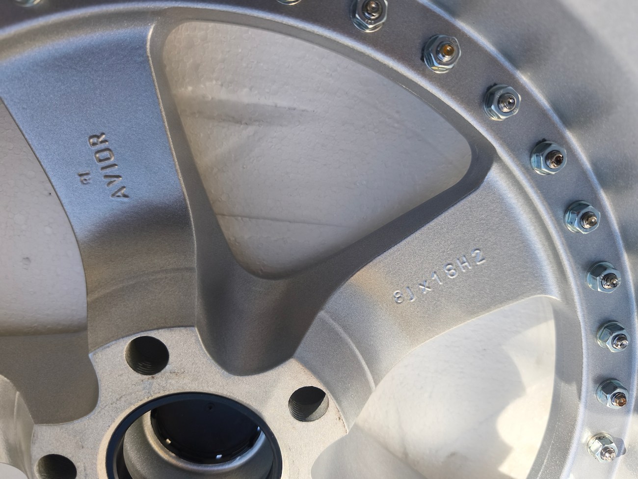 Staggered 2-Piece 18" ETA Beta Avior Wheels For Sale | The MB Market