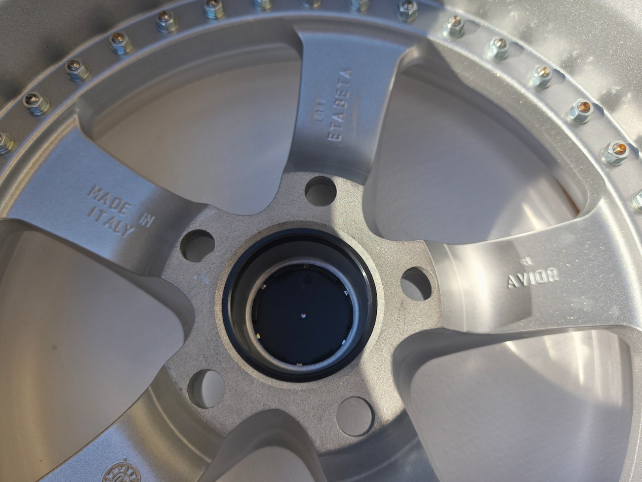 Staggered 2-Piece 18" ETA Beta Avior Wheels For Sale | The MB Market