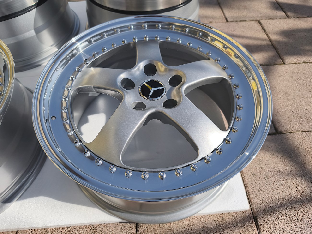 Staggered 2-Piece 18" ETA Beta Avior Wheels For Sale | The MB Market