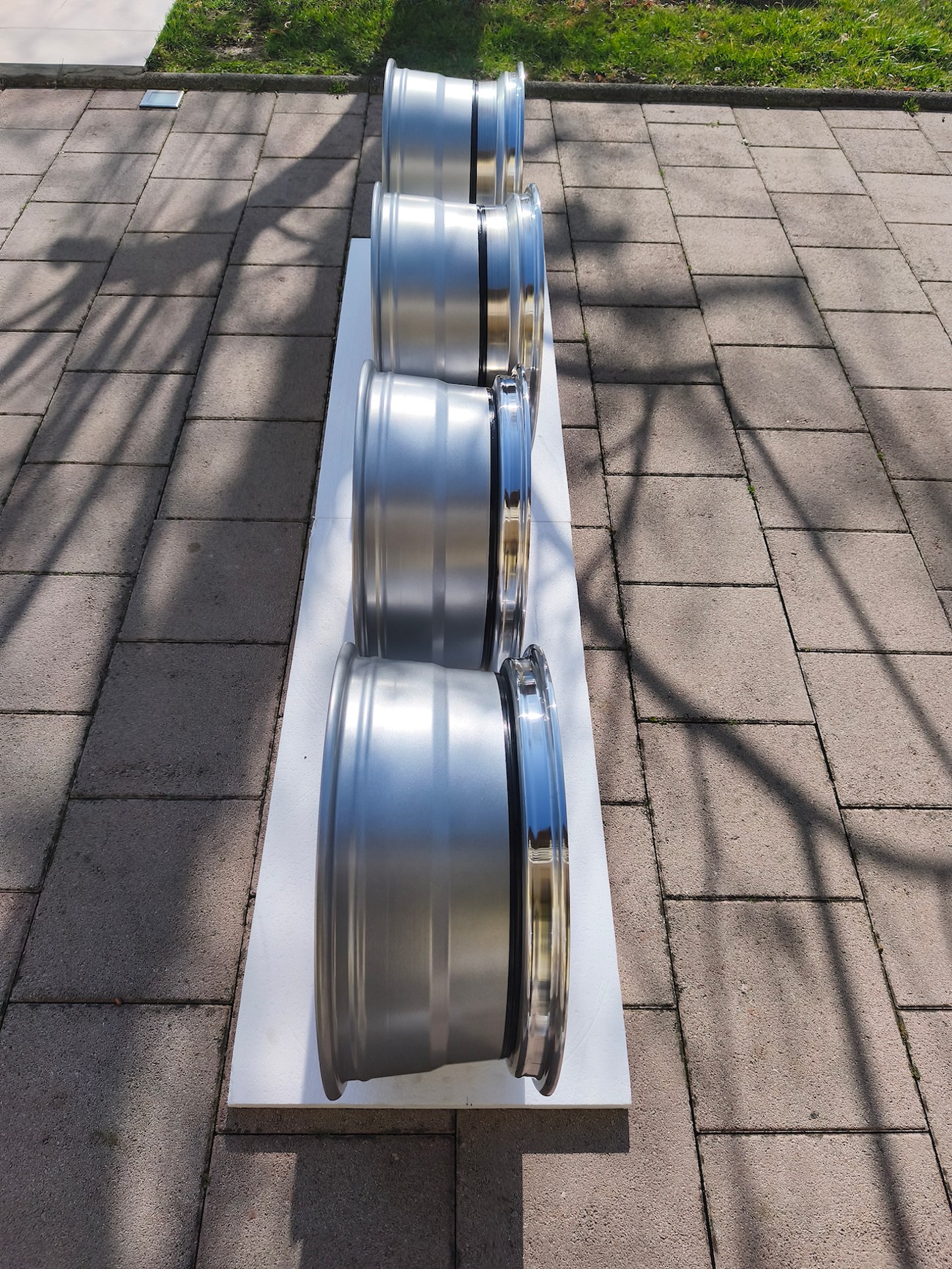 Staggered 2-Piece 18" ETA Beta Avior Wheels For Sale | The MB Market