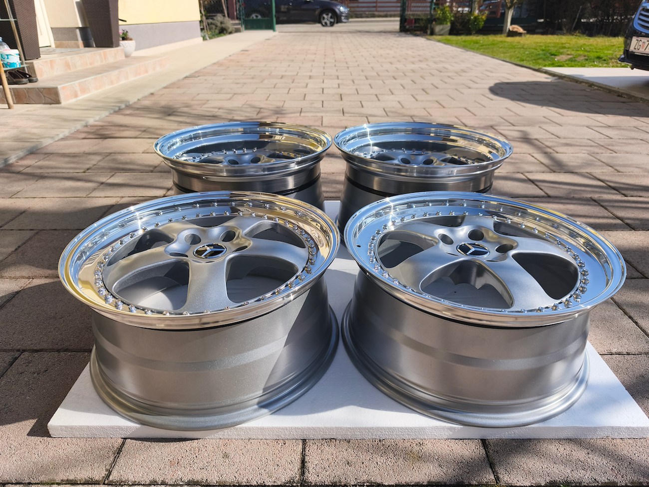 Staggered 2-Piece 18" ETA Beta Avior Wheels For Sale | The MB Market