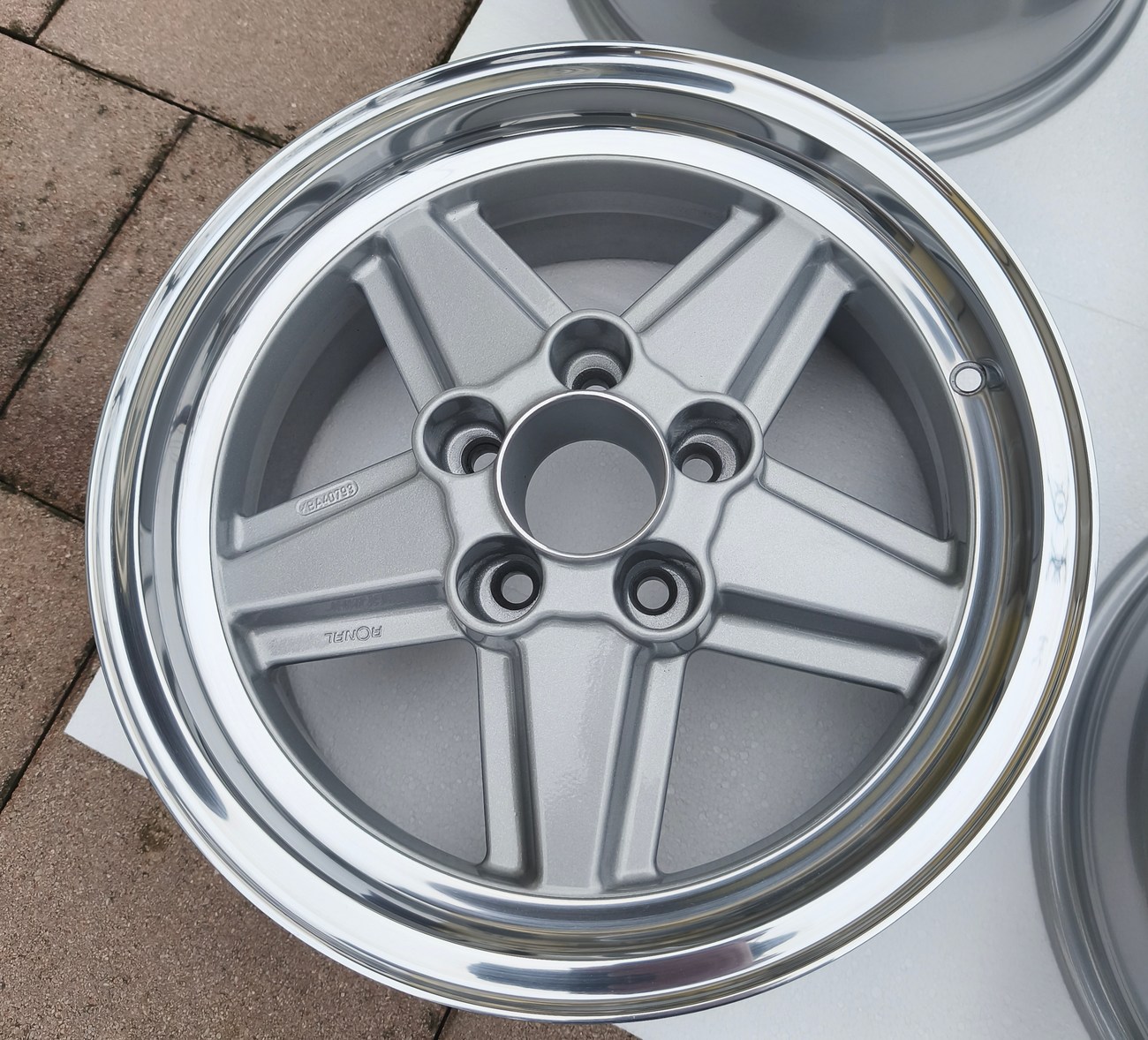 Staggered 16" Ronal R9 Penta Wheels For Sale | The MB Market