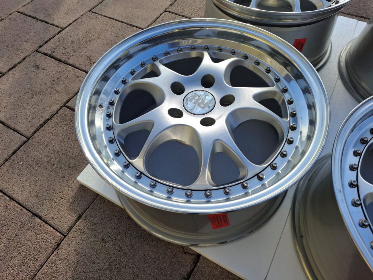 Staggered 2-Piece 17" RH Alurad ZW3 Wheels For Sale | The MB Market